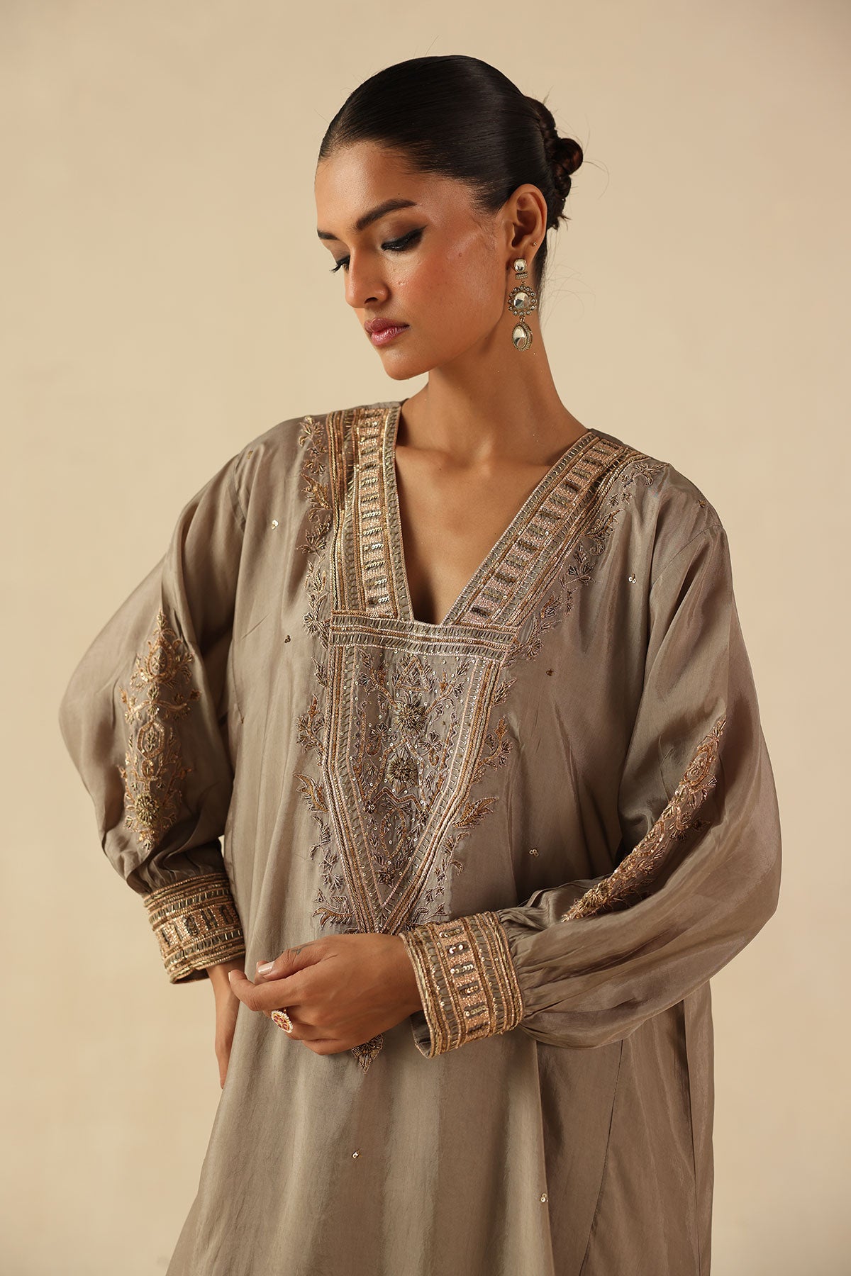 Saaz Phiran – Begum Pret